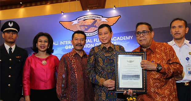Garuda Indonesia Wisuda Pilot Baru Lulusan Bali Flight Academy