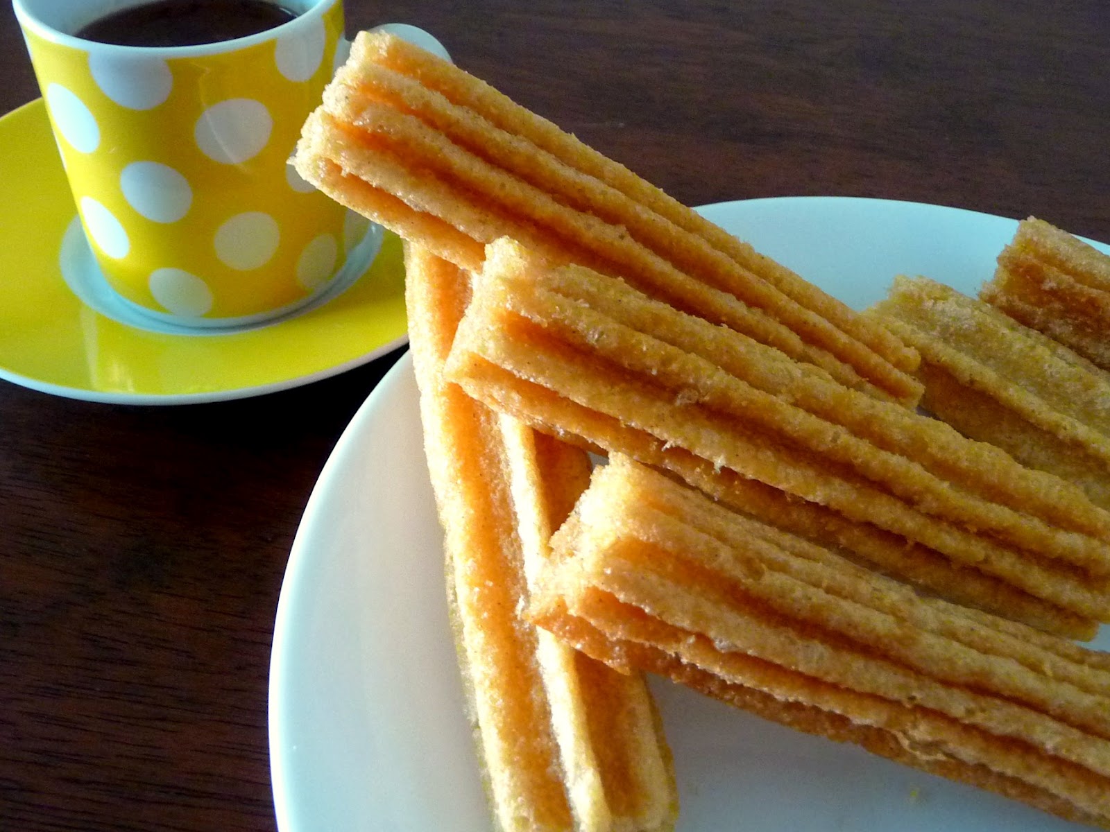 The Red Gingham: Churros con Chocolate