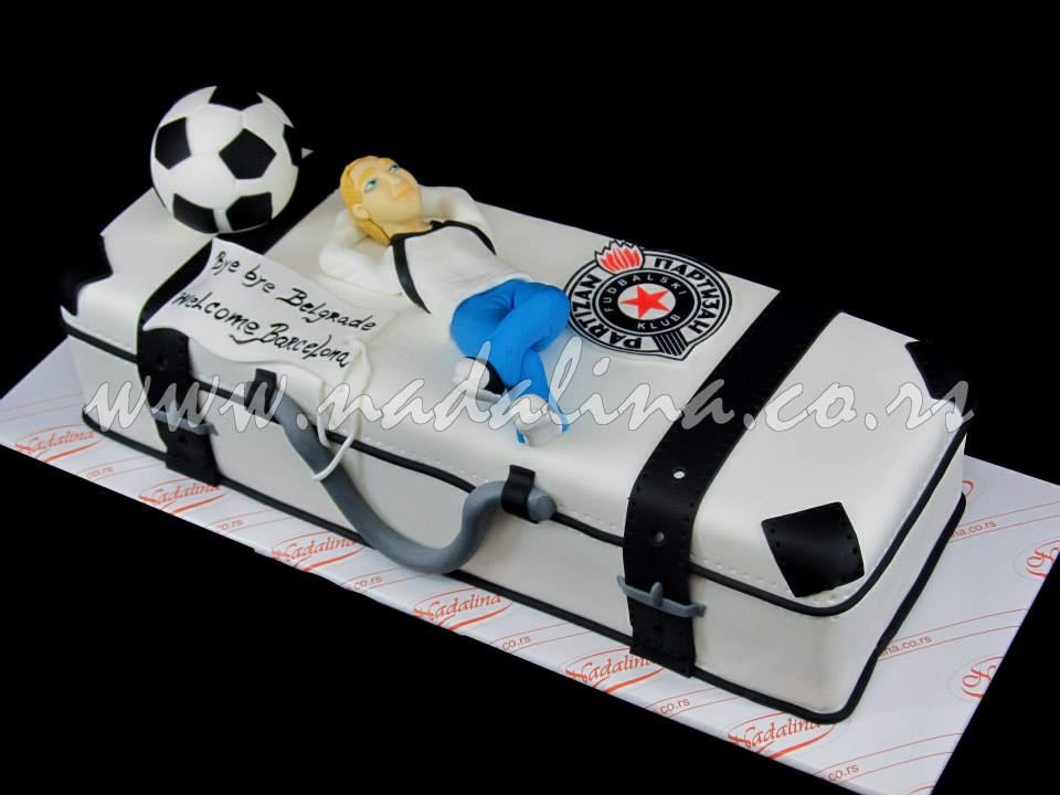 ZA PARTIZAN SVE - OD PARTIZANA NISTA: SLIKE: CRNO-BELE TORTE