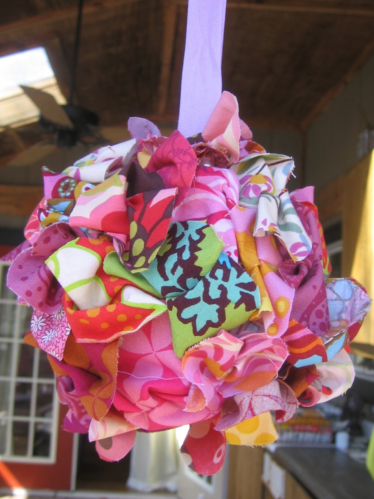 sweet, simple, handmade: Fabric Scrap, Flower Ball