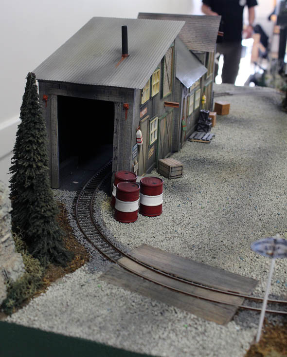 Modeling Maine in Narrow Gauge: Ecum Secum Ocean Foods - Gn15