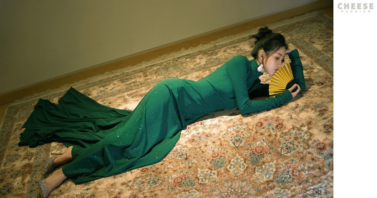 China Entertainment News: Chen Duling poses for photo shoot