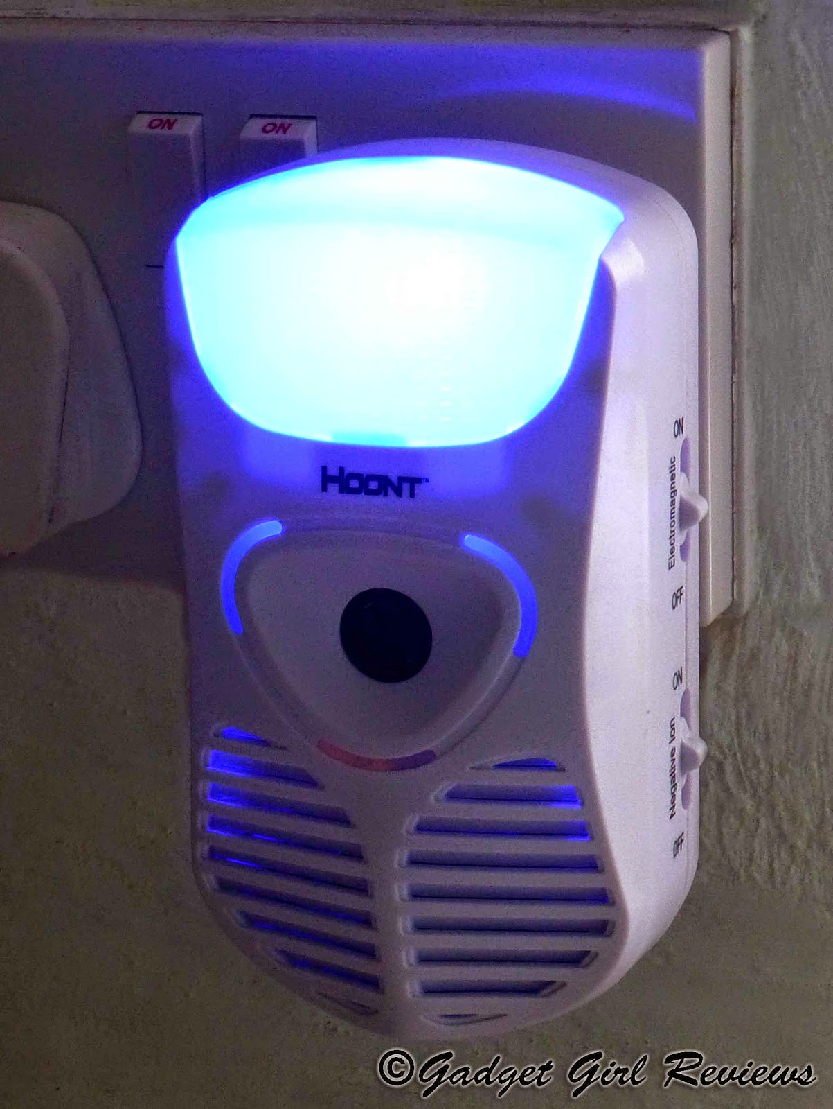 Hoont Plug-in Electronic total pest eliminator with night-light review ...