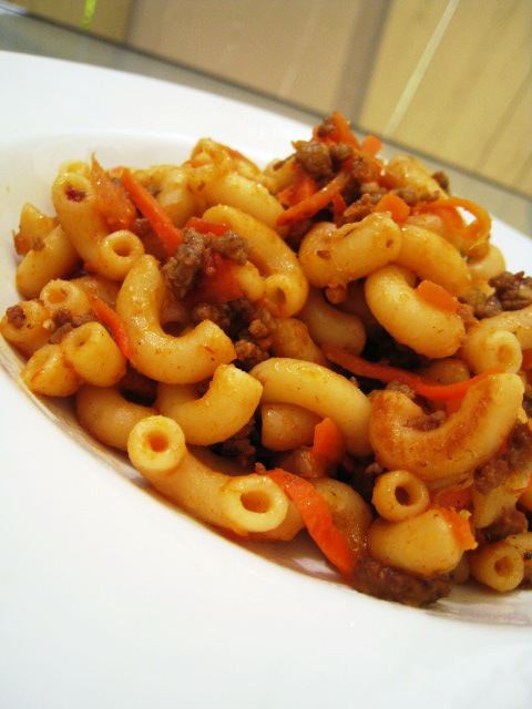 Salt & Turmeric: Deep Fried Macaroni with Meat - Recipe