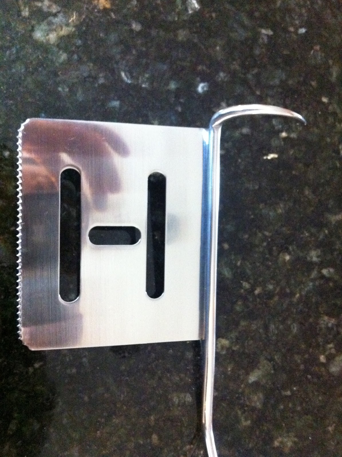 HRM CREATIVE BBQ: The BBQ Hooker 4-in1 Grilling Tool Review