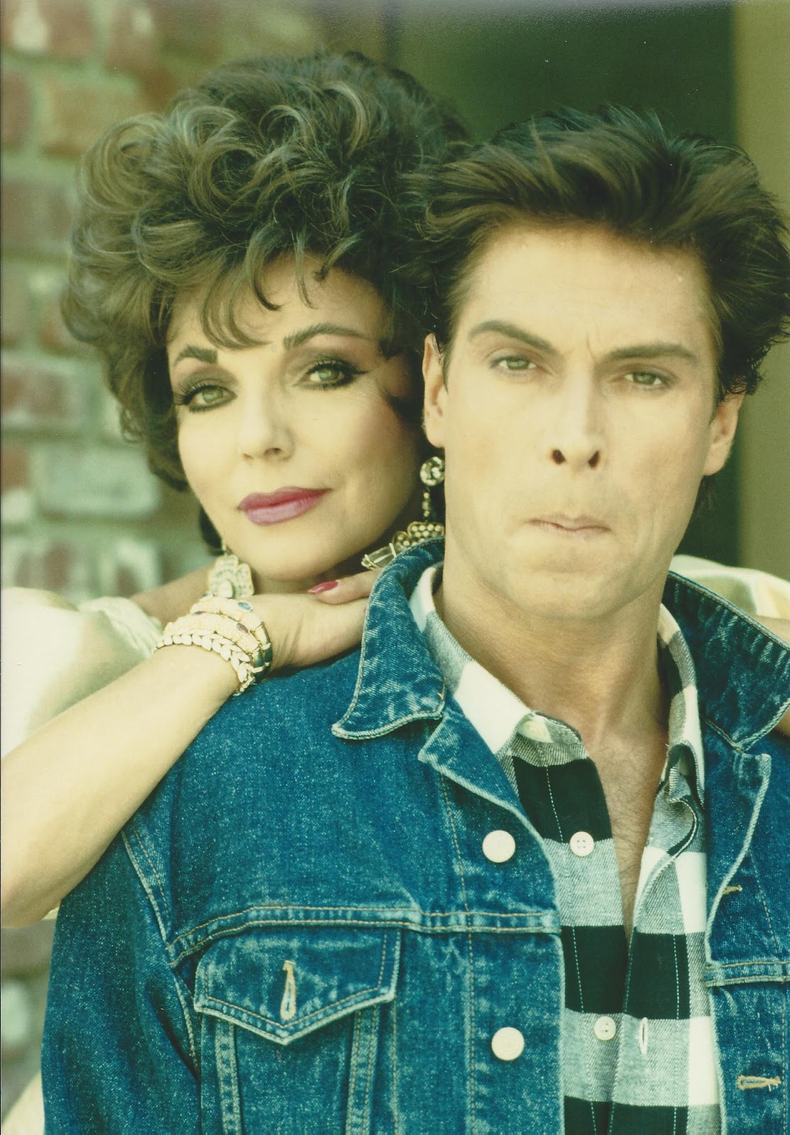 LEGENDARY DAME!: PHOTO OF THE DAY : JOAN BACKS JAMES ON DYNASTY!