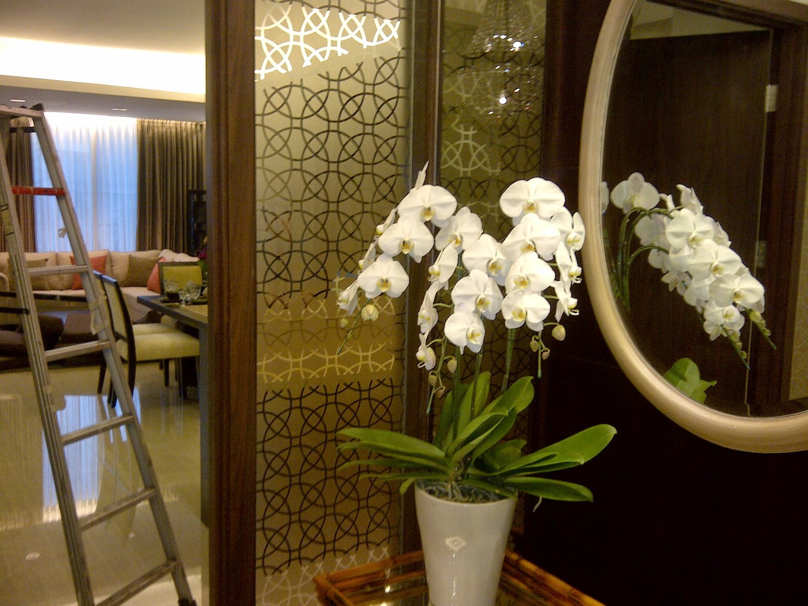 STIKER KACA / CONTOH MOTIF STICKER KACA - Stiker Kaca Film Gedung ...