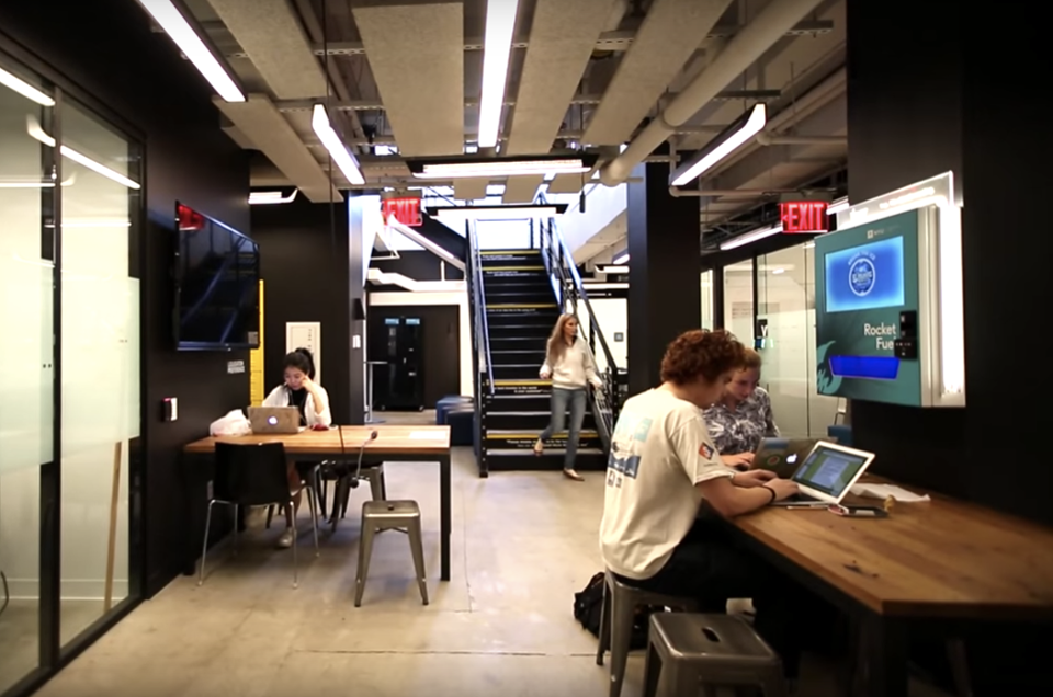 Helge Scherlund's eLearning News: As Universities Go Online, Architects ...