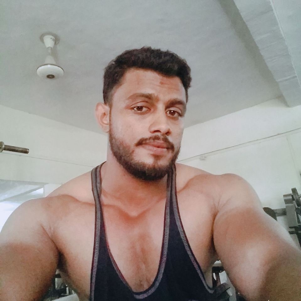 world bodybuilders pictures: pakistani bodybuilder shahid ali sharjah