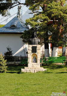 Manastirea Bujoreni (Magarul)