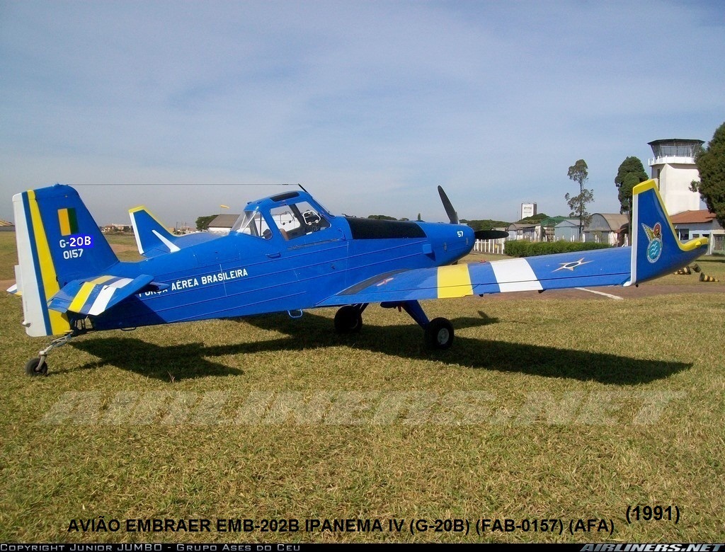 DESFILE HISTORICO DA FORÇA AÉREA BRASILEIRA (FAB): (FAB-0157) (EMB-202B ...