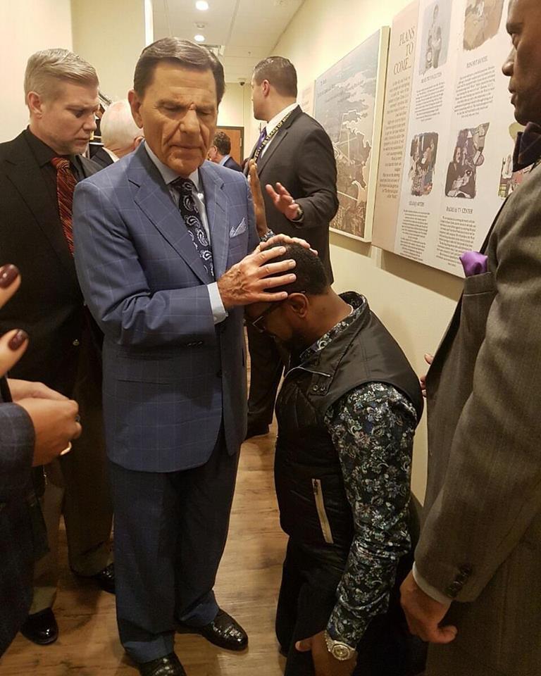 Kenneth Copeland Lays Hand on Nigerian Pastor ~ Christianity Information