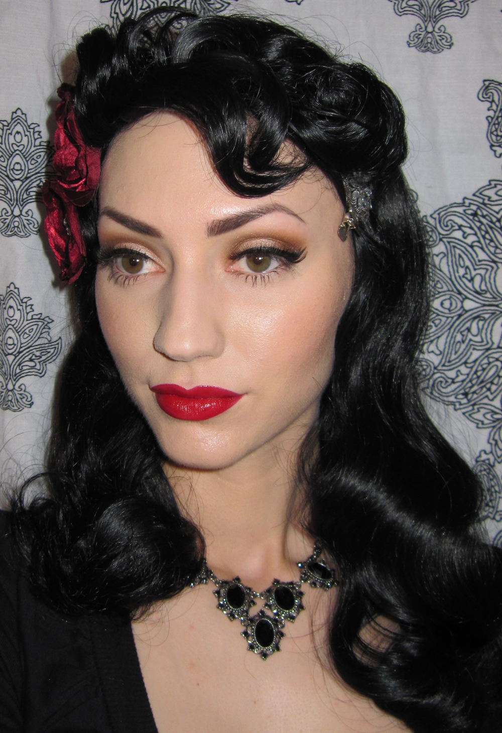 Glitter is my Crack: Pin Up Makeup look for photo shoot - Day 2