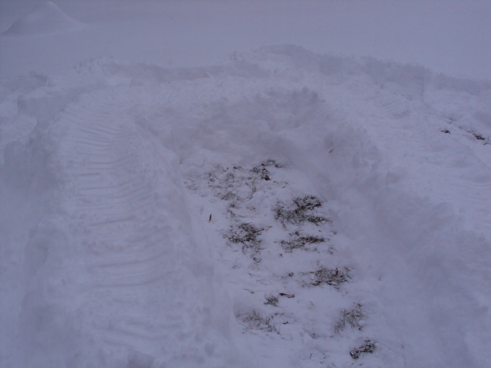 Bens Blog: Winter Survival Shelter: The snow trench