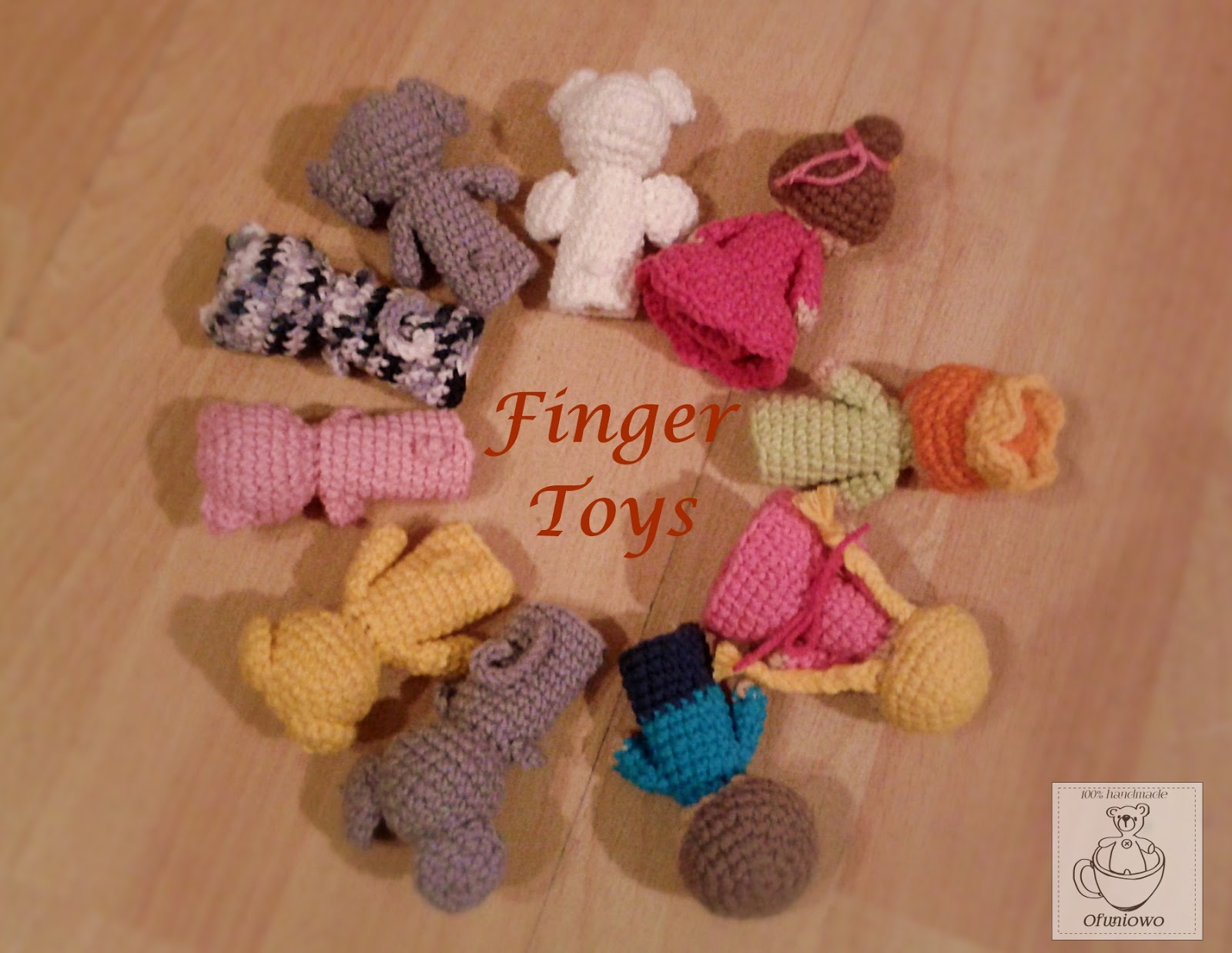 Finger toys