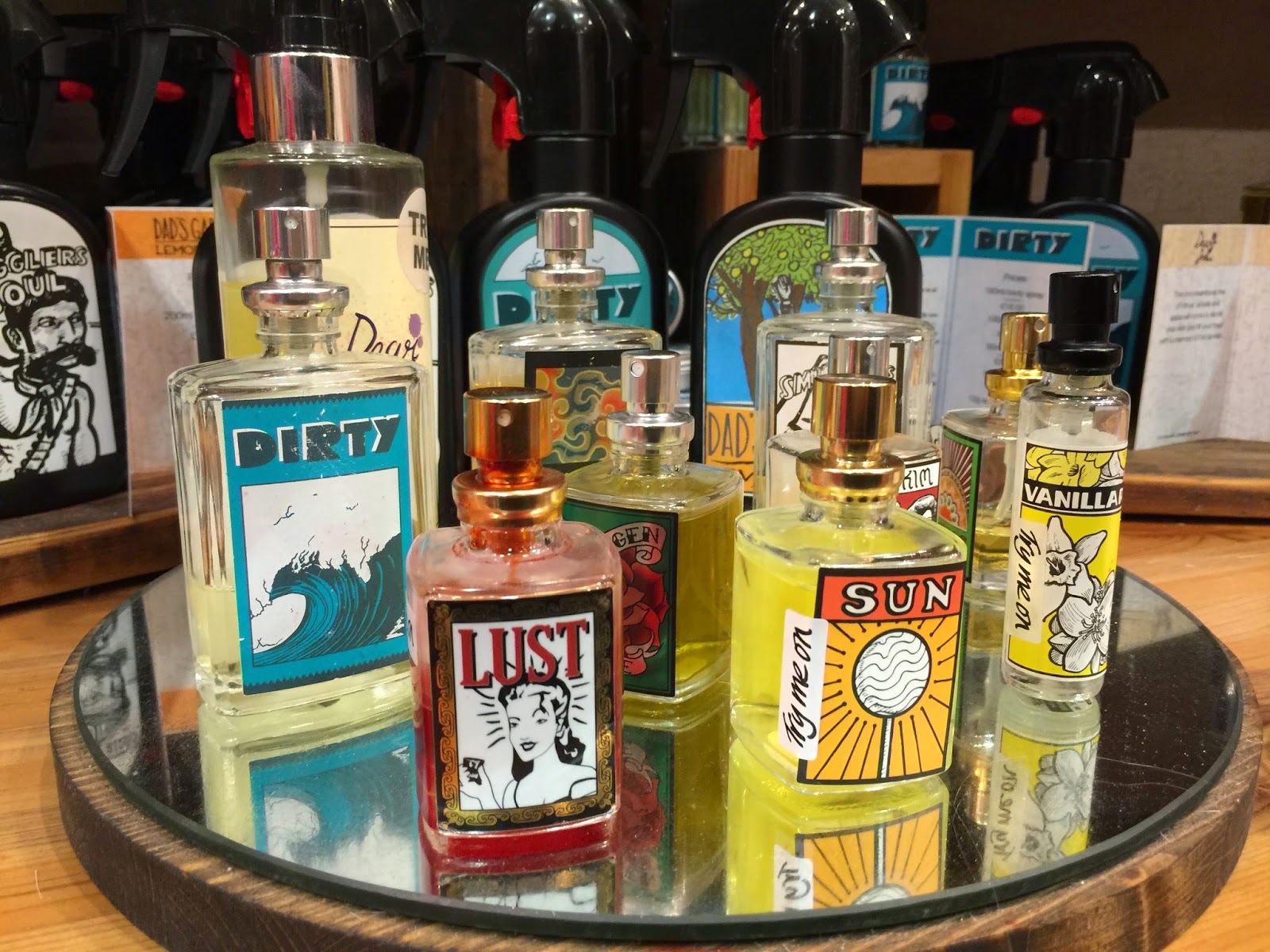 La Belle Imparfaite: THE Lush Parfum de l'Hiver - Lord Of Misrule