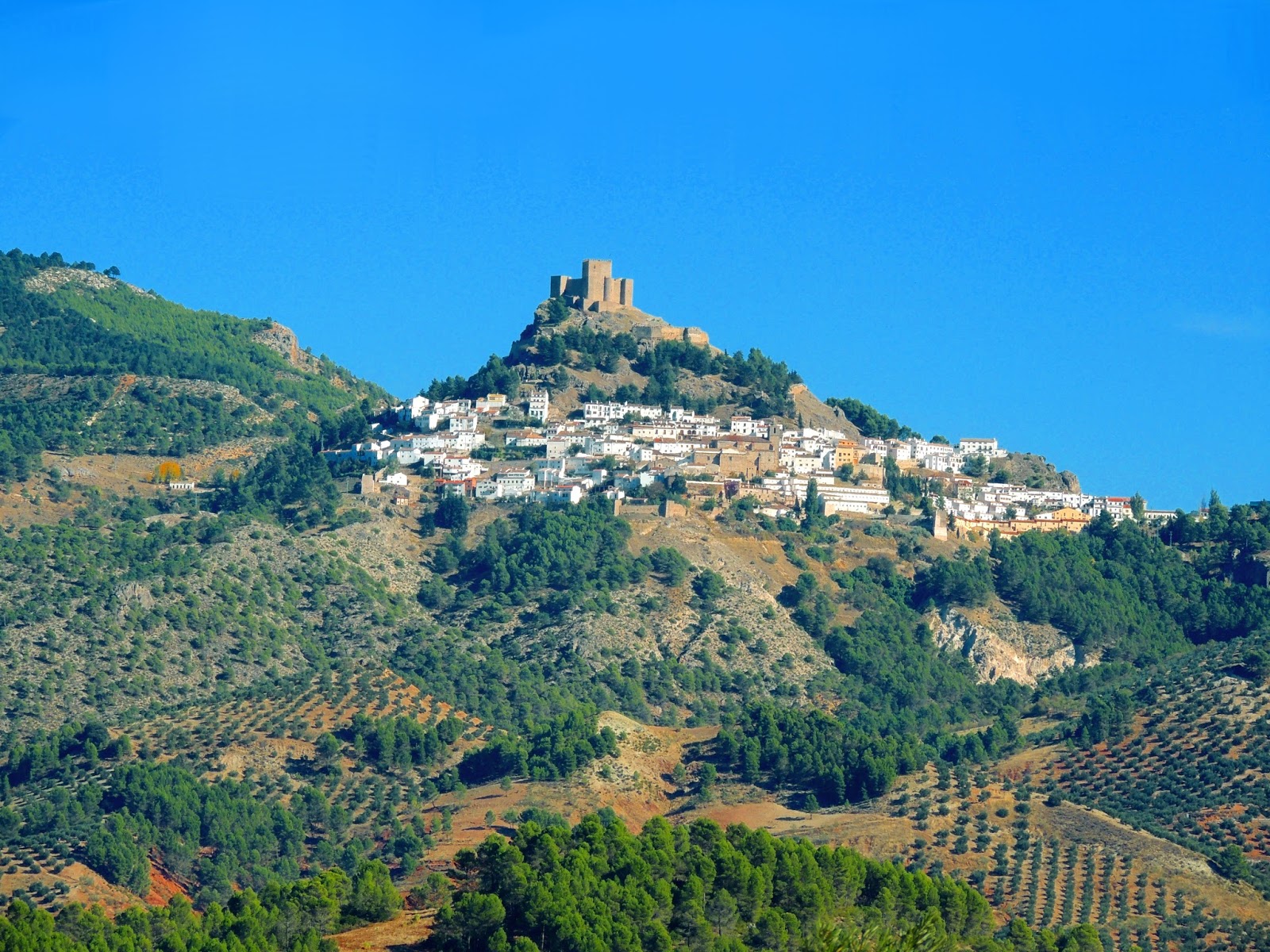 Jaén desde mi atalaya: Por los pueblos de Jaén: SEGURA DE LA SIERRA