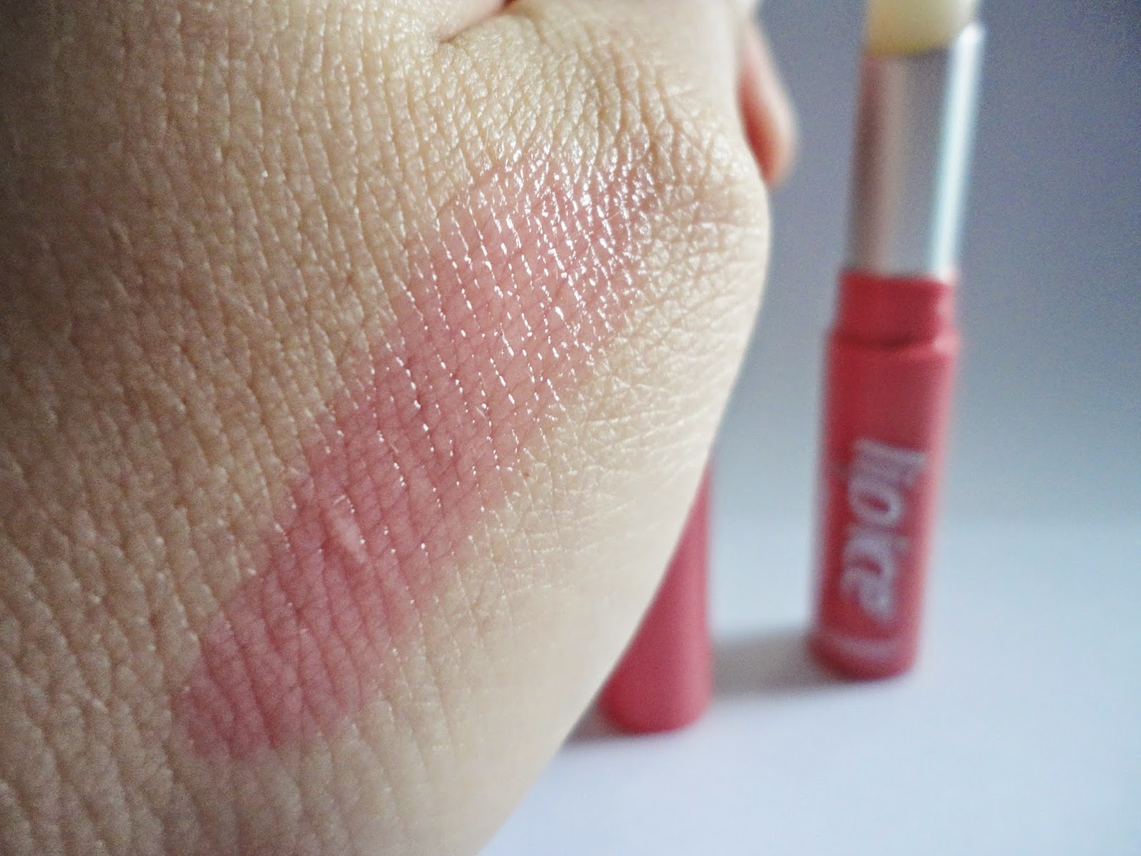 Conceitos de Beauté: Review | Lip Ice ♥