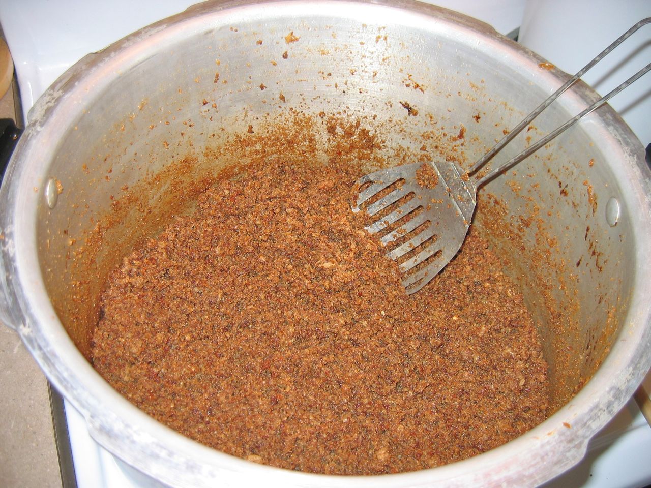 Crooked Gap Farm :: The Recipe Box: Making Cracklings