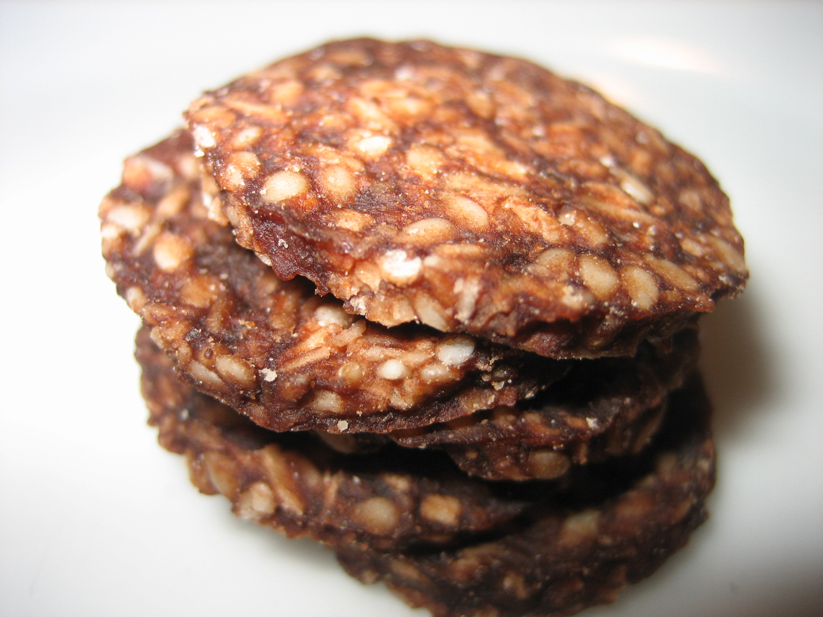 The Veracious Vegan: Go Raw - Flax Snax, Super Cookies, and Bars