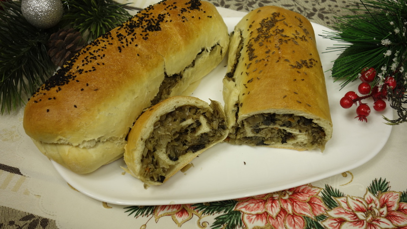 Kulebiak wigilijny z kapustą kiszoną i grzybami - Uwaga Babcia Gotuje