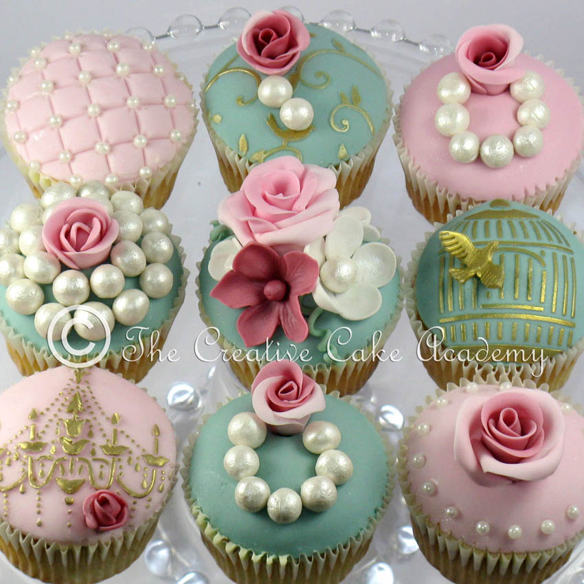 The Creative Cake Academy: VINTAGE CUPCAKES - ROSES AND PEARLS