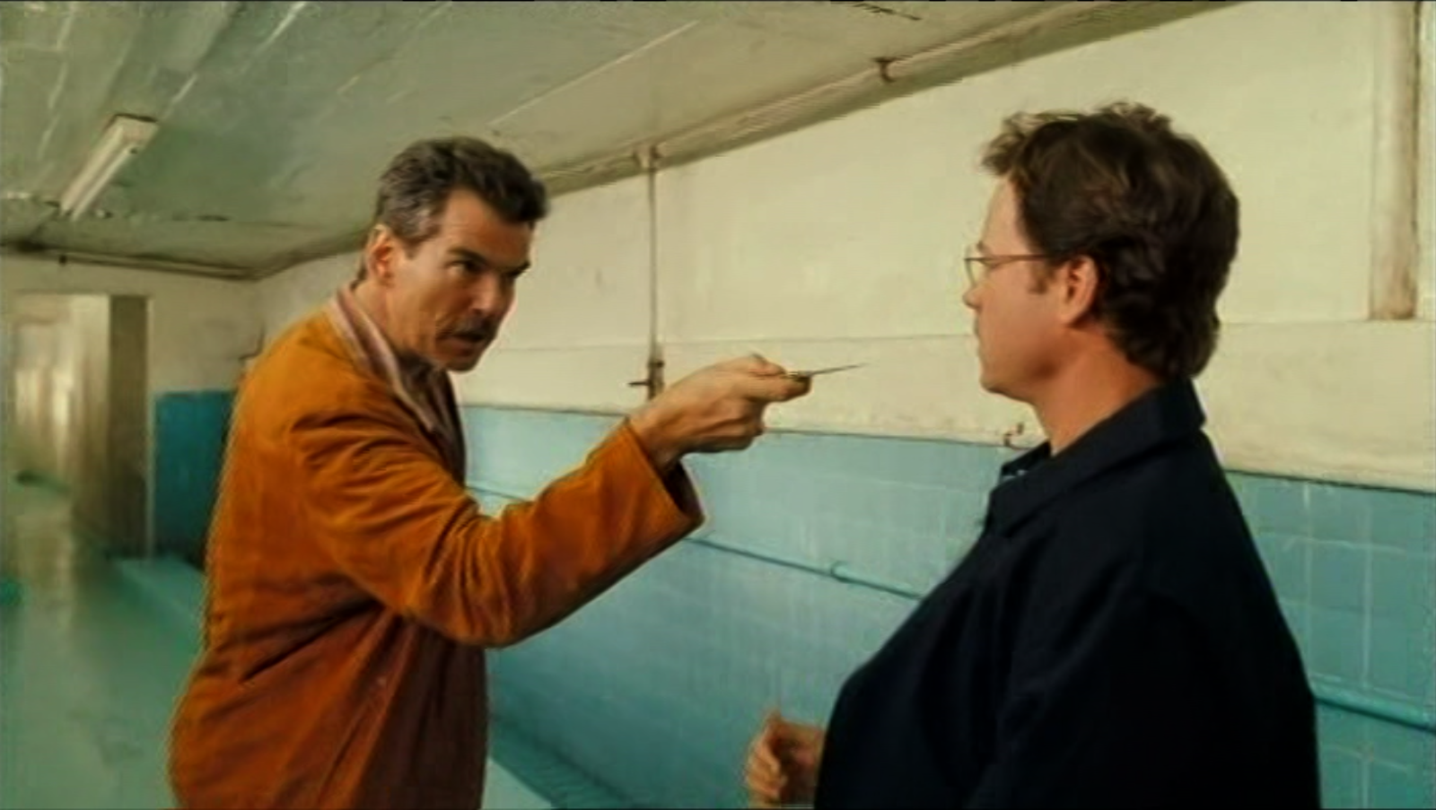 Nick's Film Jottings: The Matador (2005 Richard Shepard & scr)