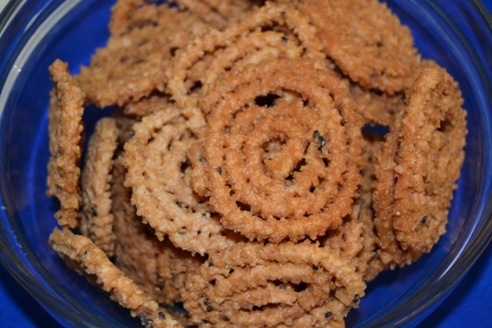 Vaniensamayalarai: Magilampoo Murukku