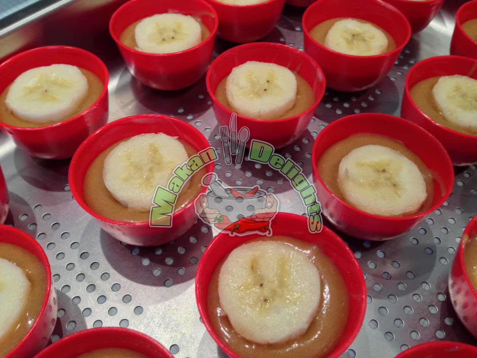 Makan Delights: Kuih Harum Manis