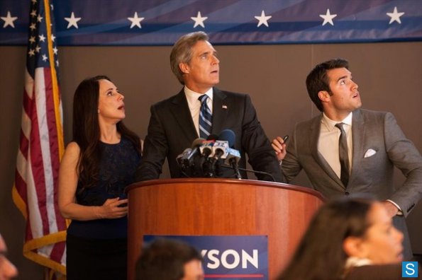 REVENGE - Spoiler: Immagini promozionali del finale di stagione | Lost ...