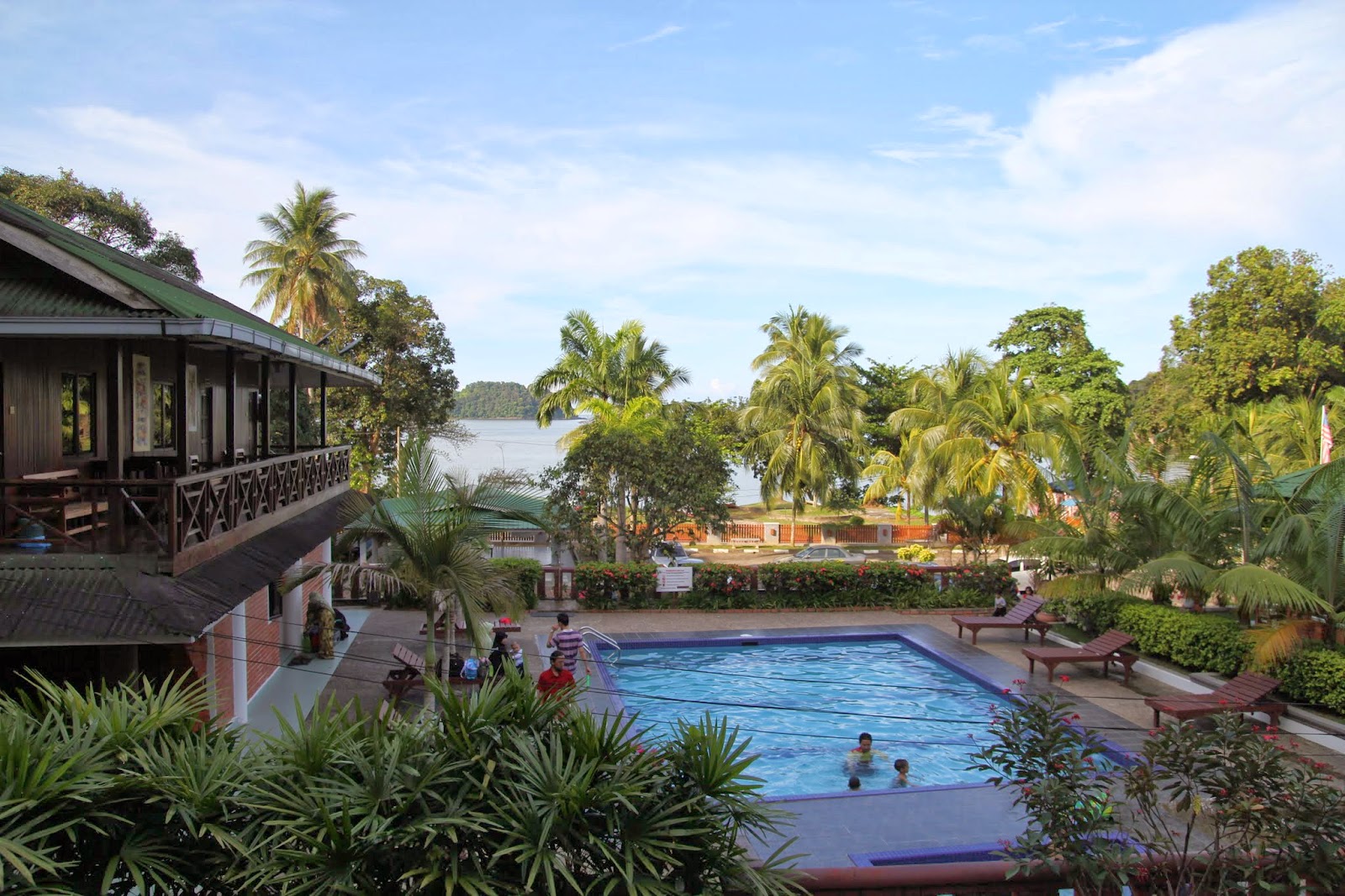 My Personal Blog: Percutian di Endau Beach Resort Nov 2012