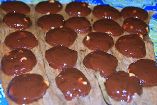 FOOD AND DRINKS FROM WEST SUMATRA - INDONESIA | FOODS