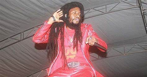 NewsdzeZimbabwe: I'M NEVER THREATENED : WINKY D