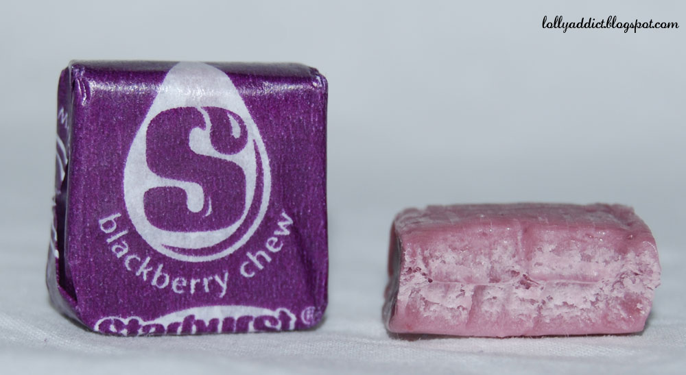 Lolly Addict - Australian Confectionery Reviews: Starburst Very Berry Chews