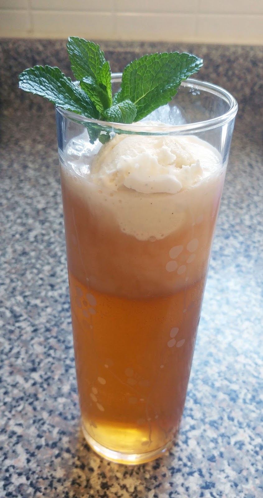 Culturally Confused: Courtney McBroom: Elixir (Root Beer) Floats