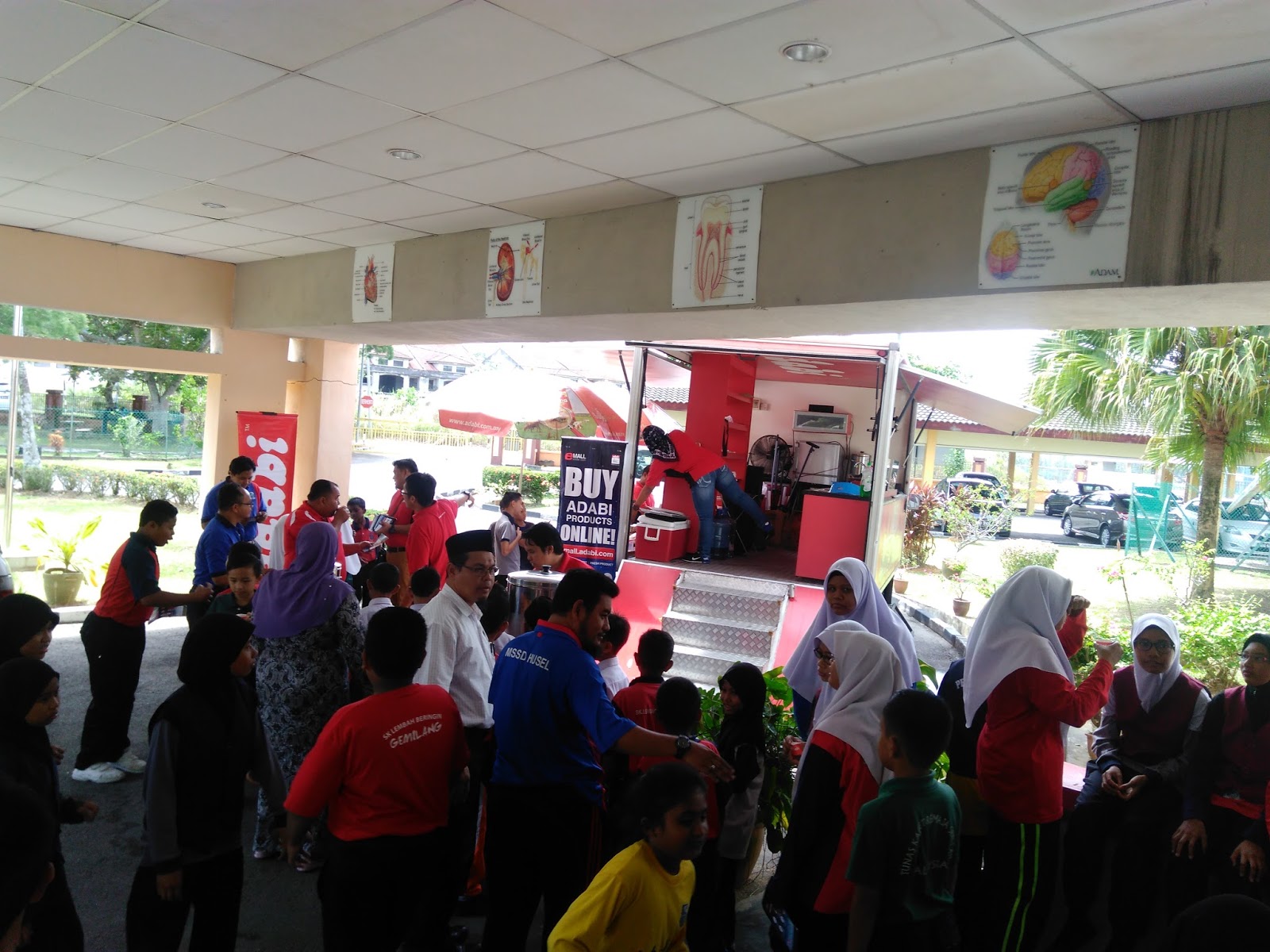 SELAMAT DATANG KE LAMAN MAYA INTERAKSI SKLB: ADABI BERSAMA WARGA SK ...