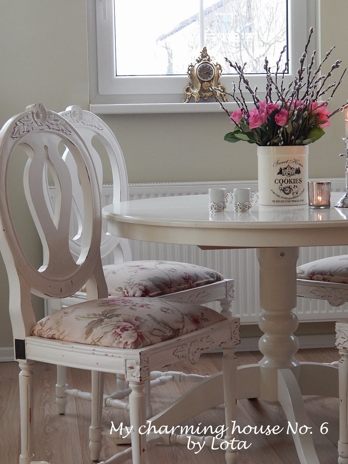 Cica mace - My charming house No 6