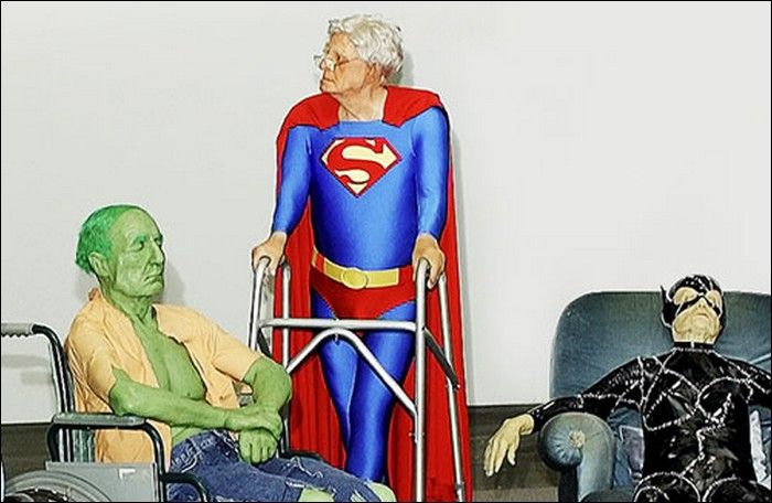 Oz Angeles: Retired and Old Super Heroes