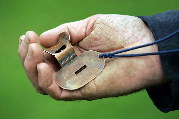 noseflute.org: Two other shepherd's nose whistles