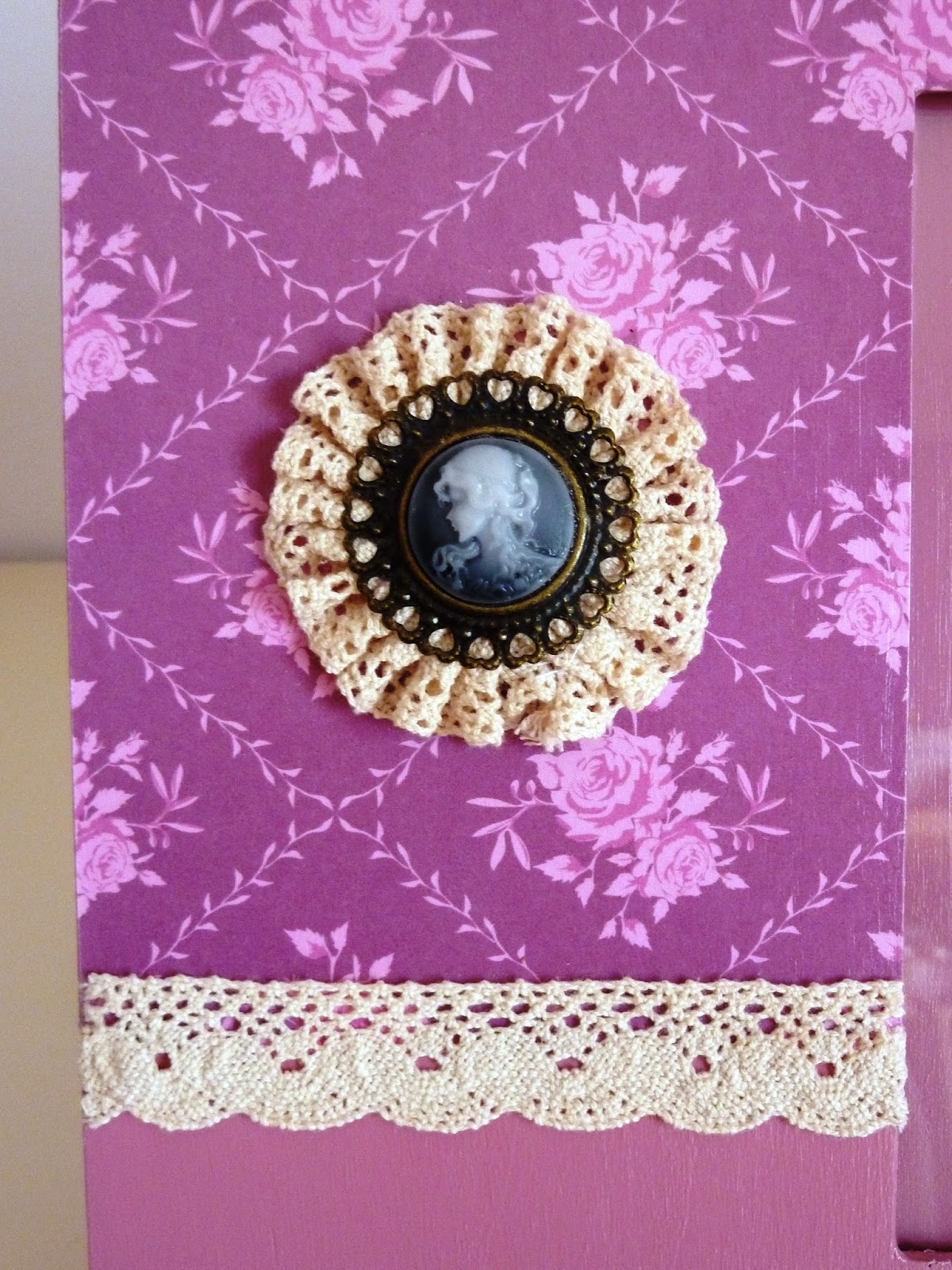 RIBARTES: "Old Rose Flower" Vintage picture frame