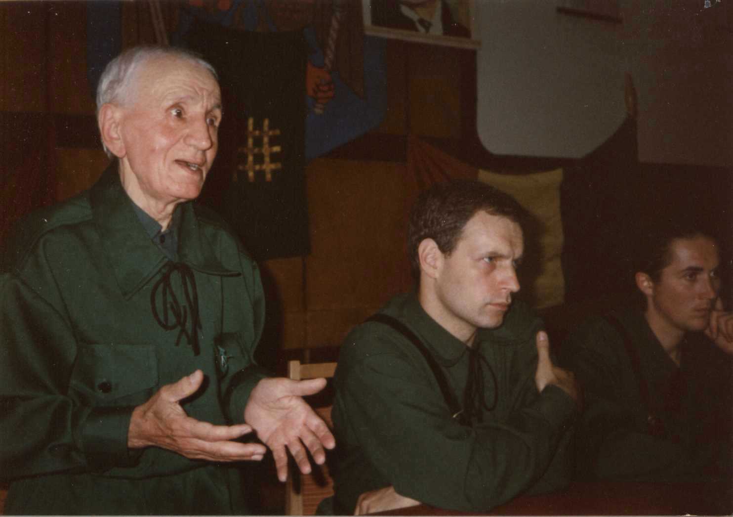 Serban Suru: MINI-BIOGRAFIE - SERBAN SURU