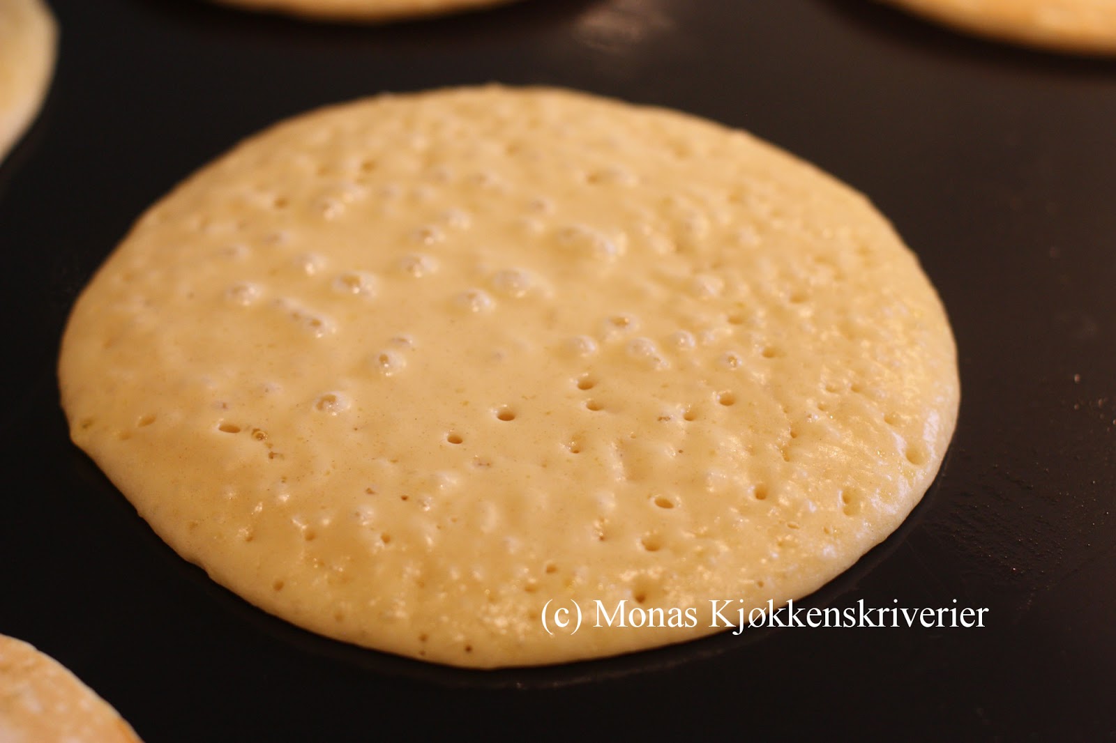 Monas Kjøkkenskriverier: Skikkelig gode sveler!