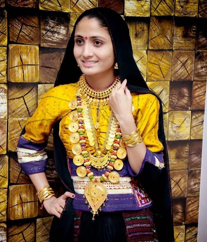 Geeta Rabari New Photos | HD Photos - HD Wallpaper