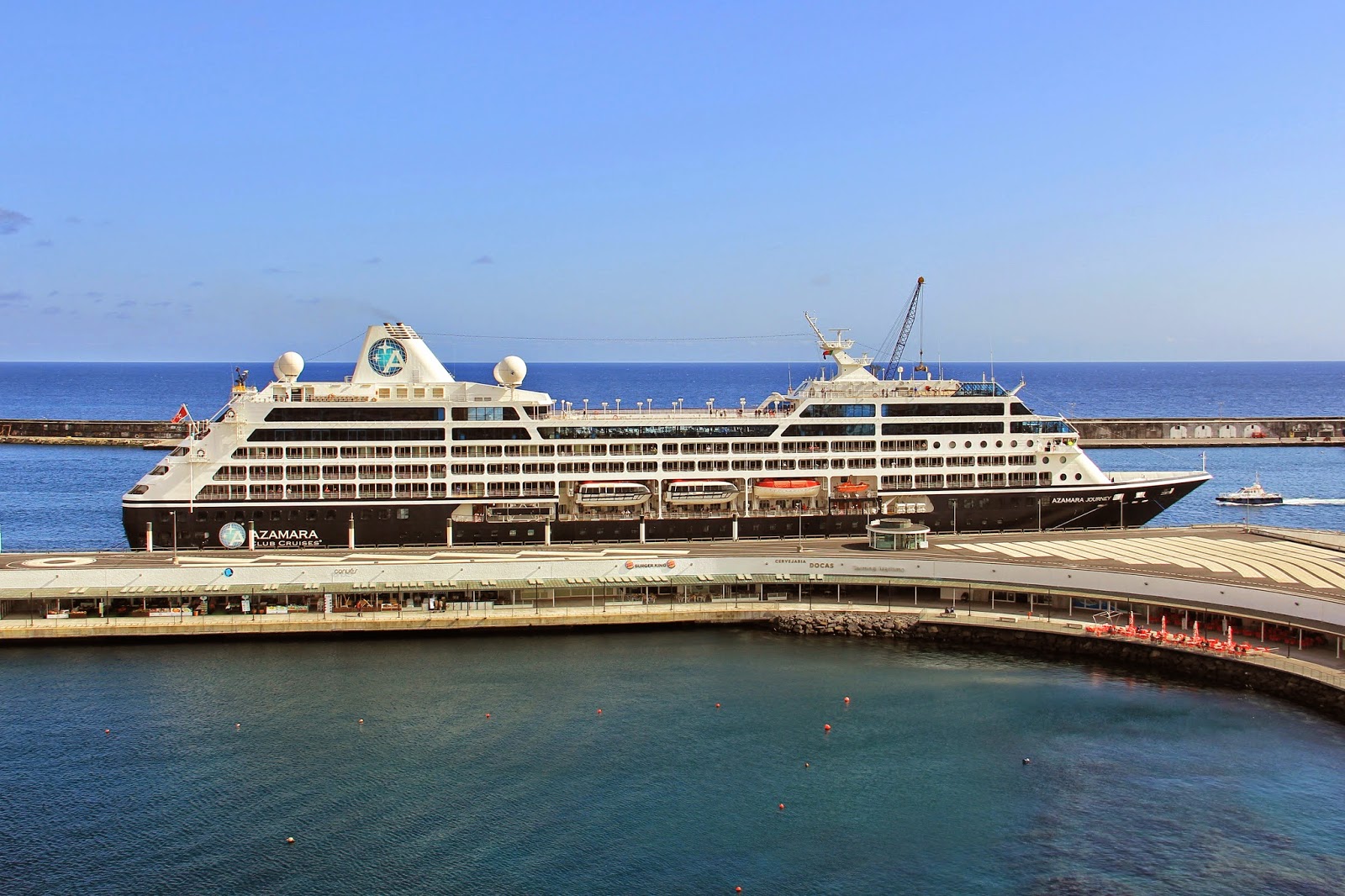 Azores Cruise Club - Cruzeiros nos Açores: AZAMARA JOURNEY em Ponta Delgada