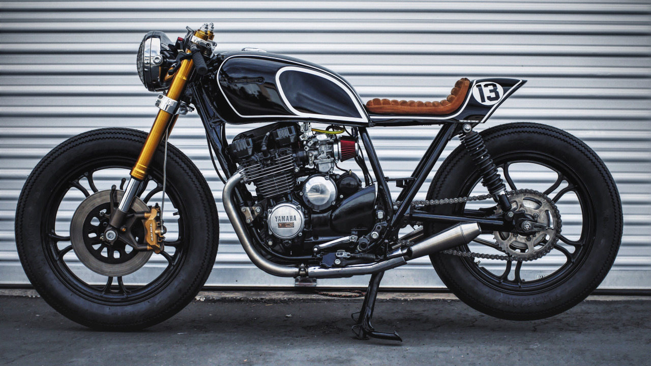 Yamaha XJ550 SECA / Thirteen and Company