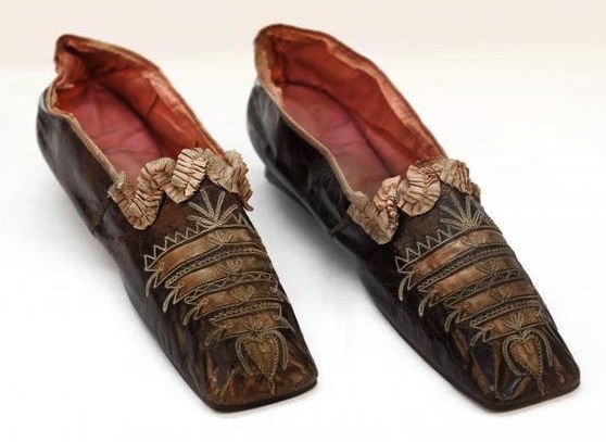Two Nerdy History Girls: The Long-Lost Slippers of Pauline Bonaparte ...