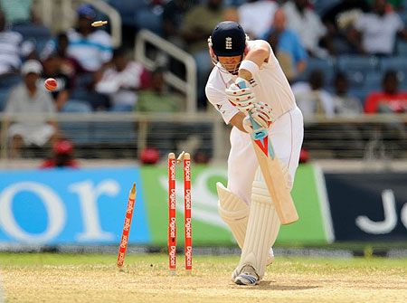 WAYS OF BATSMAN CAN GET OUT( DISMISSAL) IN CRICKET
