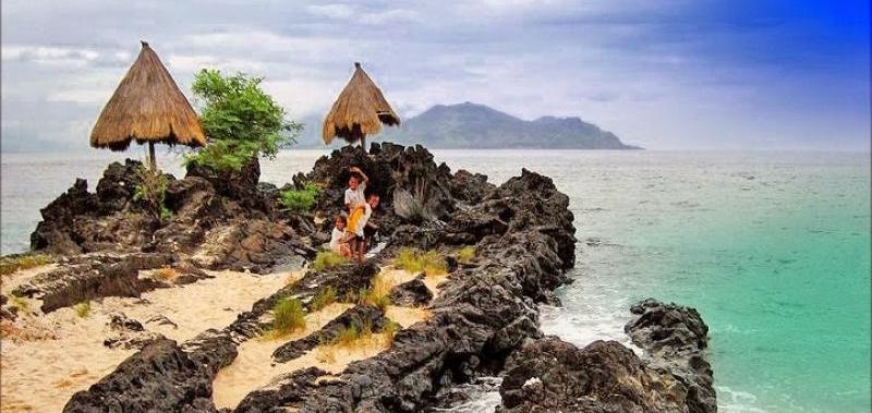 Destinasi Wisata Indonesia: Destinasi Wisata Bahari di Flores Timur, NTT