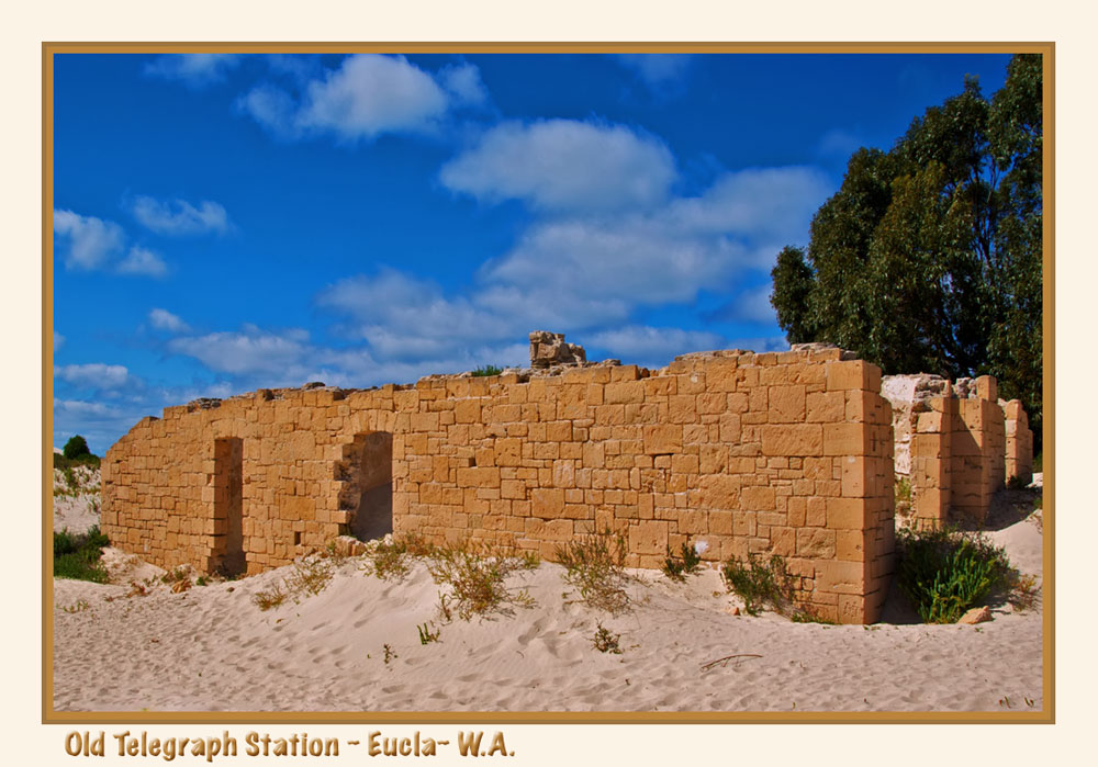 BigRedBusTouringCo.com: Big Red Crosses The Nullabor