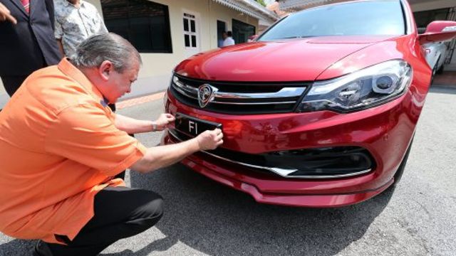 Malaysia & Singapore Car Plate Number: Johor Sultan wins bid for prized ...